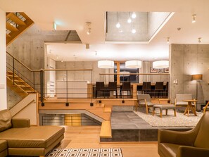 Chalé (Mizunara) | Sala | TV de ecrã plano, consola de videojogos, leitor de DVD 