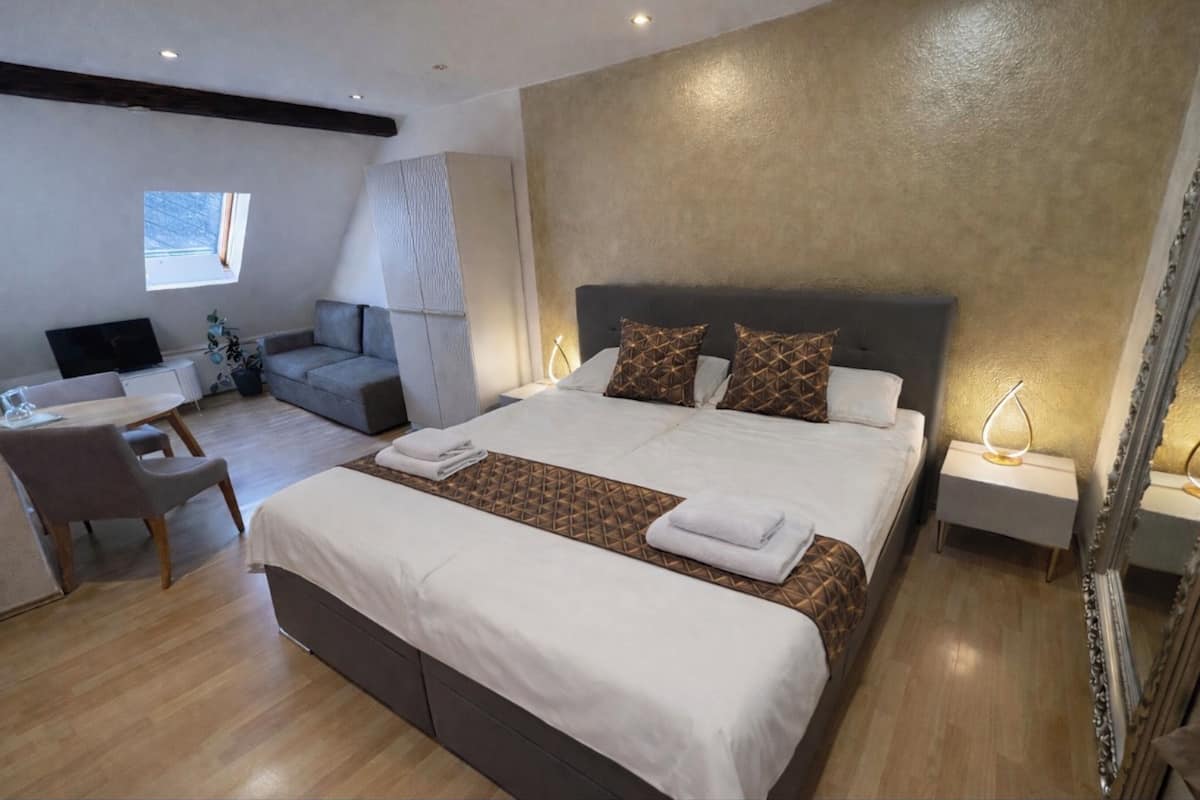 Quarto quádruplo clássico | Wi-Fi de cortesia