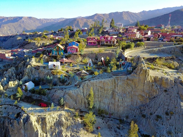 Colibrí Camping & Eco Lodge - La Paz