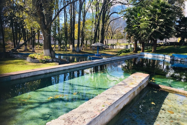 2 piscinas externas