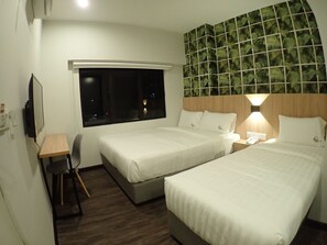 Family-3 Suite | Secretária, ferro/tábua de engomar, Wi-fi grátis