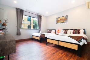 Quarto Twin Superior | Cofre no quarto, secretária, Wi-fi grátis, roupa de cama fornecida