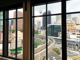 The King Den - KL City View | Vista do quarto