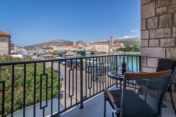 4 Elements Old Town Views Rooms - Trogir