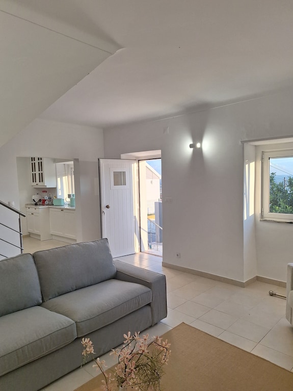 Mountain House Upon Lisbon - Portugal