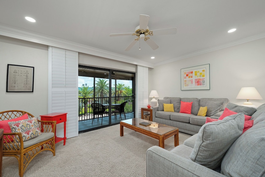 Tropical Garden View 2 Bed, 2 Bath At Sanibel Moorings #822 - Sanibel, FL