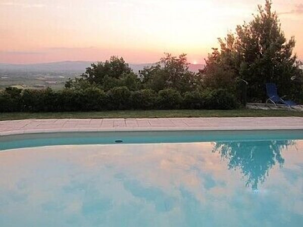 Villa Arcanda A: A Cozy And Welcoming Apartment, With Free Wi-fi. - Arezzo