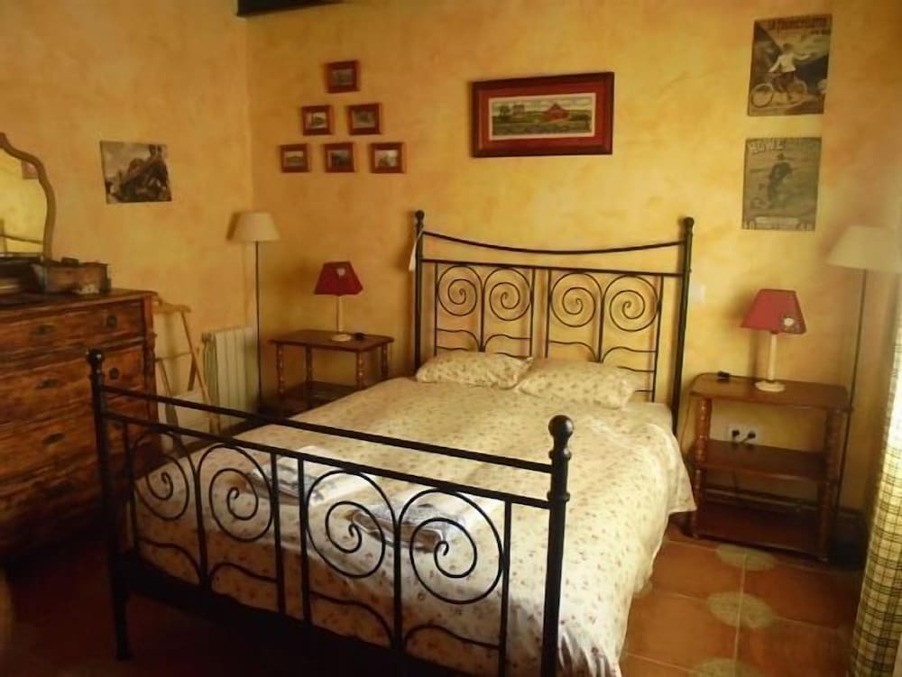 Casa Rural Antigua Estación De Tren Para 10 Personas - Benavente, España
