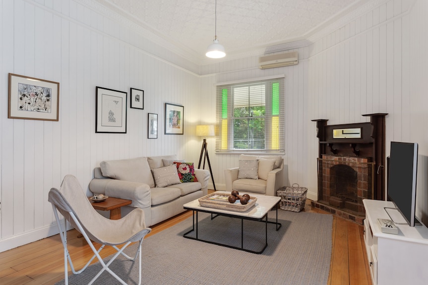 Open Plan Cottage Close To Queens Park & Schools - 圖沃柏