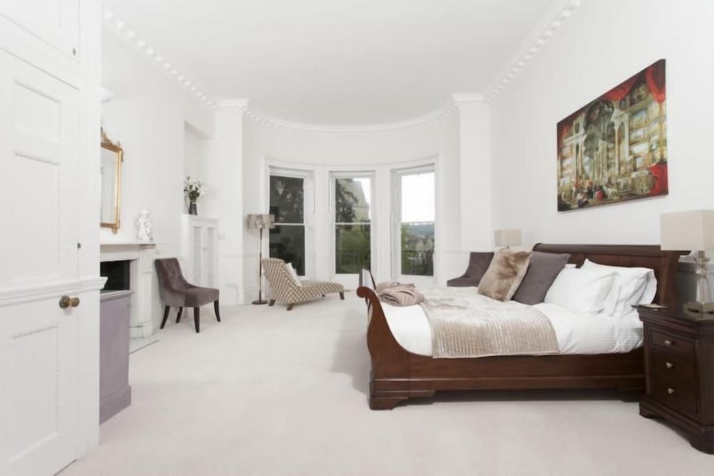 This Lovely Central Apartment For Two Is A Georgian Masterpiece. - バース