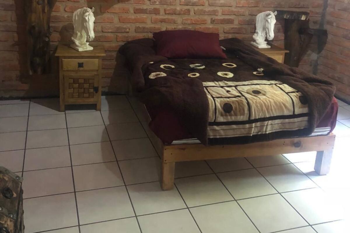 Cabine | Camas desdobráveis, Wi-fi grátis, com decoração personalizada 