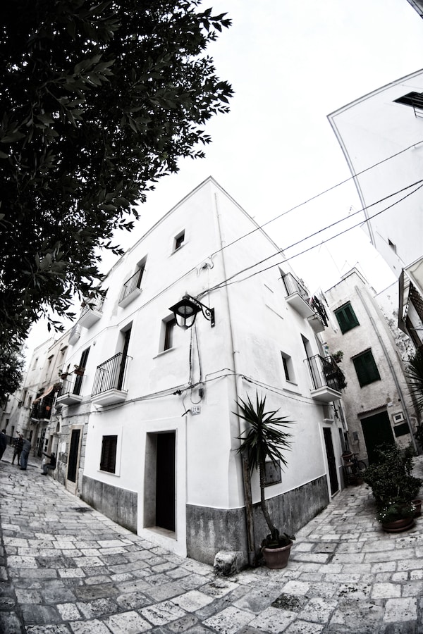 Bell House 1 In Monopoli - Monopoli