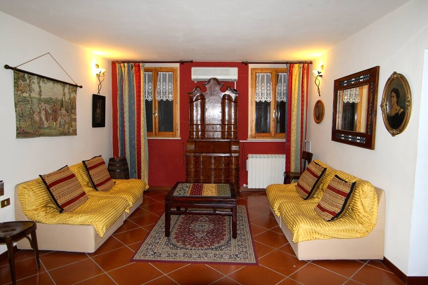 The Tower In Solebello - Marche