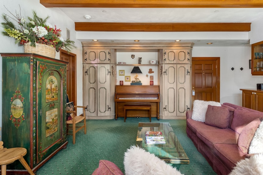 Plaza Lodge | 3 - 2 Bedroom Silver - Vail, CO