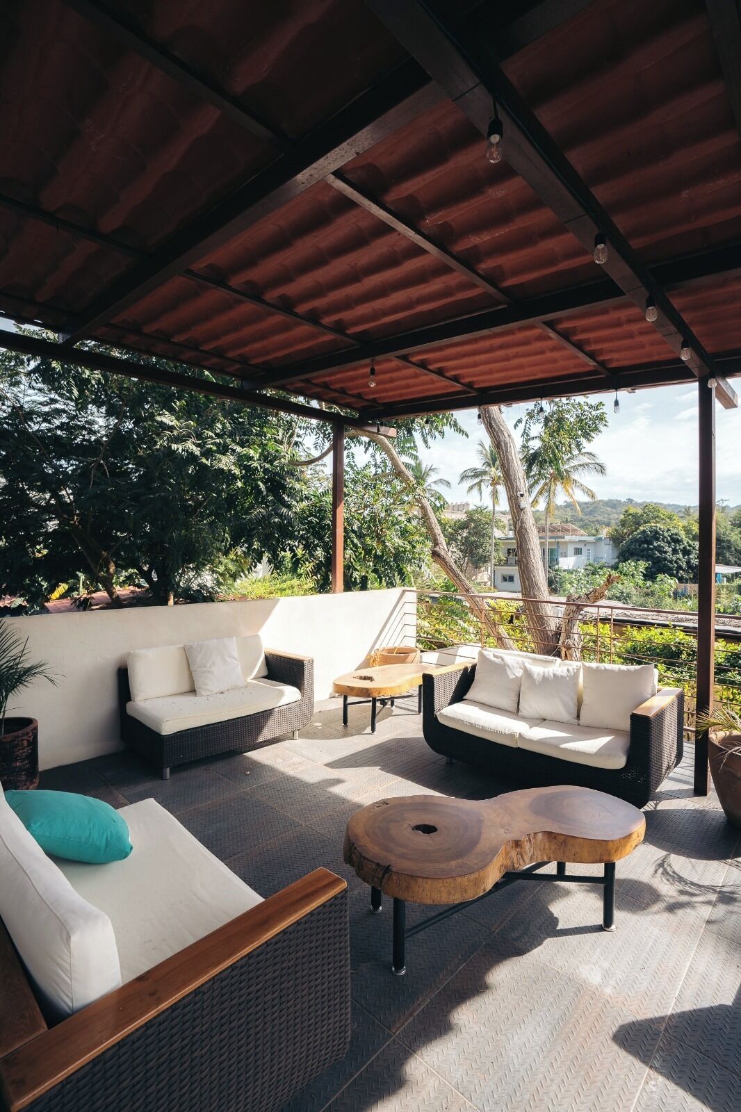 Quarto quádruplo standard, banheiro privativo, vista para o jardim | Terraço/pátio