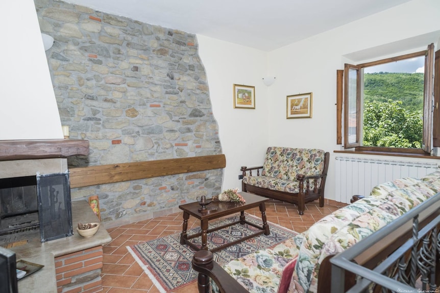 Nice Apartment In A Small Hamlet, Swimming Pool, Jacuzzi And Sauna - Tuscany