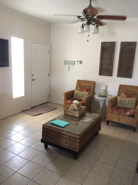 Beautiful, Relaxing Condo And Steps Away To The Beautiful Padre Island Beaches - South Padre Island, TX