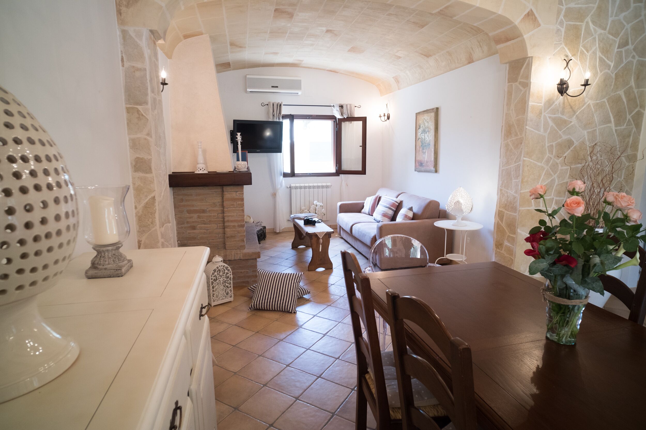 Ottima Villa Per Vacanze All'insegna Del Relax E Della Tranquillità Con Piscina - Mesagne