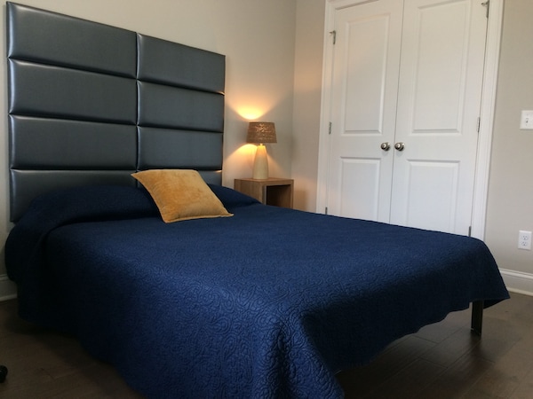 Minimalist Room By Forsyth Park And Scad - Savannah, GA