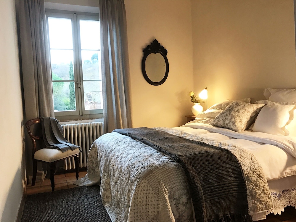Country Farmhouse With Magnificient Gardens Near Siena, Tuscany - Siena