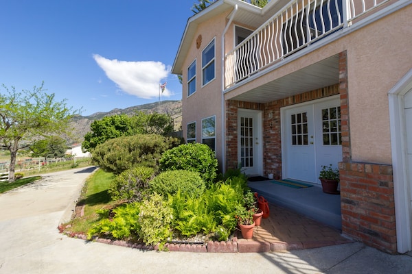 Vineyards & Lakeviews - Private Hillside Suite - 100m Above Osoyoos Lake - Osoyoos