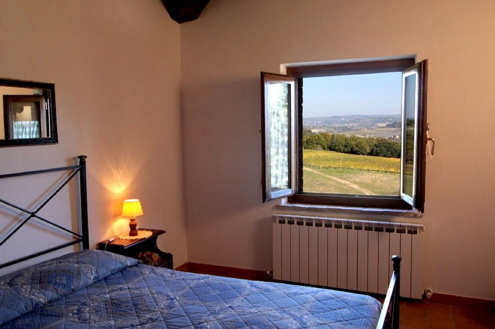 Montegonfoli 5 Apartment In San Gimignano For 4 + 2 With Great Views - San Gimignano