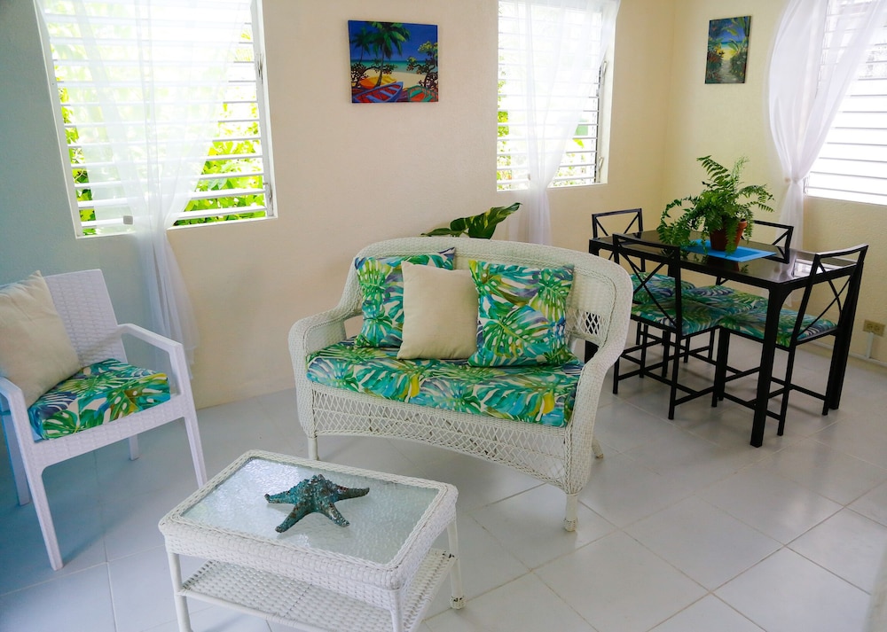 Beachside Apartment #2 - Steps From The Beach! - Barbados