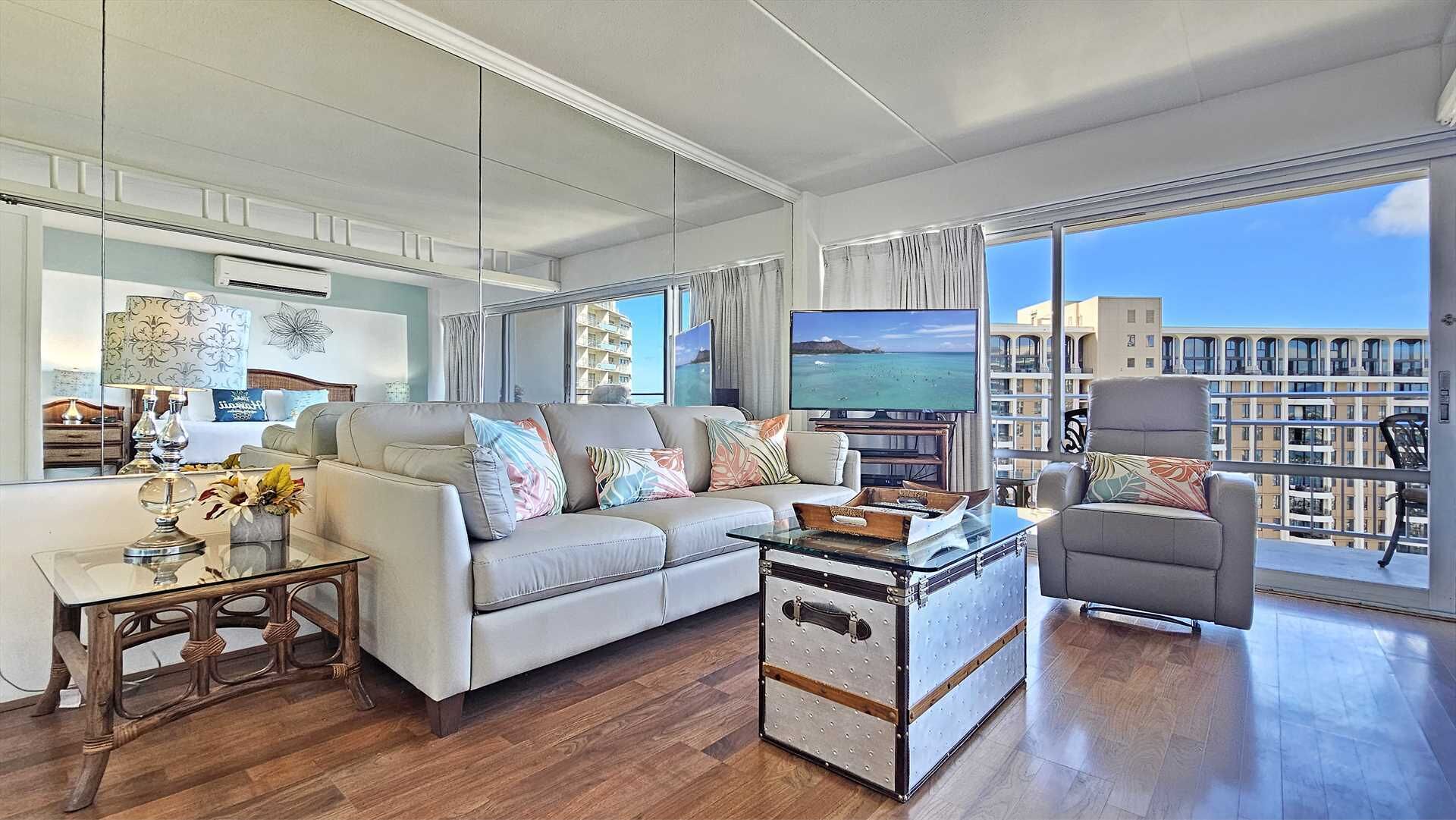 Ilikai 2122 Deluxe Ocean, Lagoon  Views Kg Bed, Sofa Bed, Parking Included - Kailua, HI