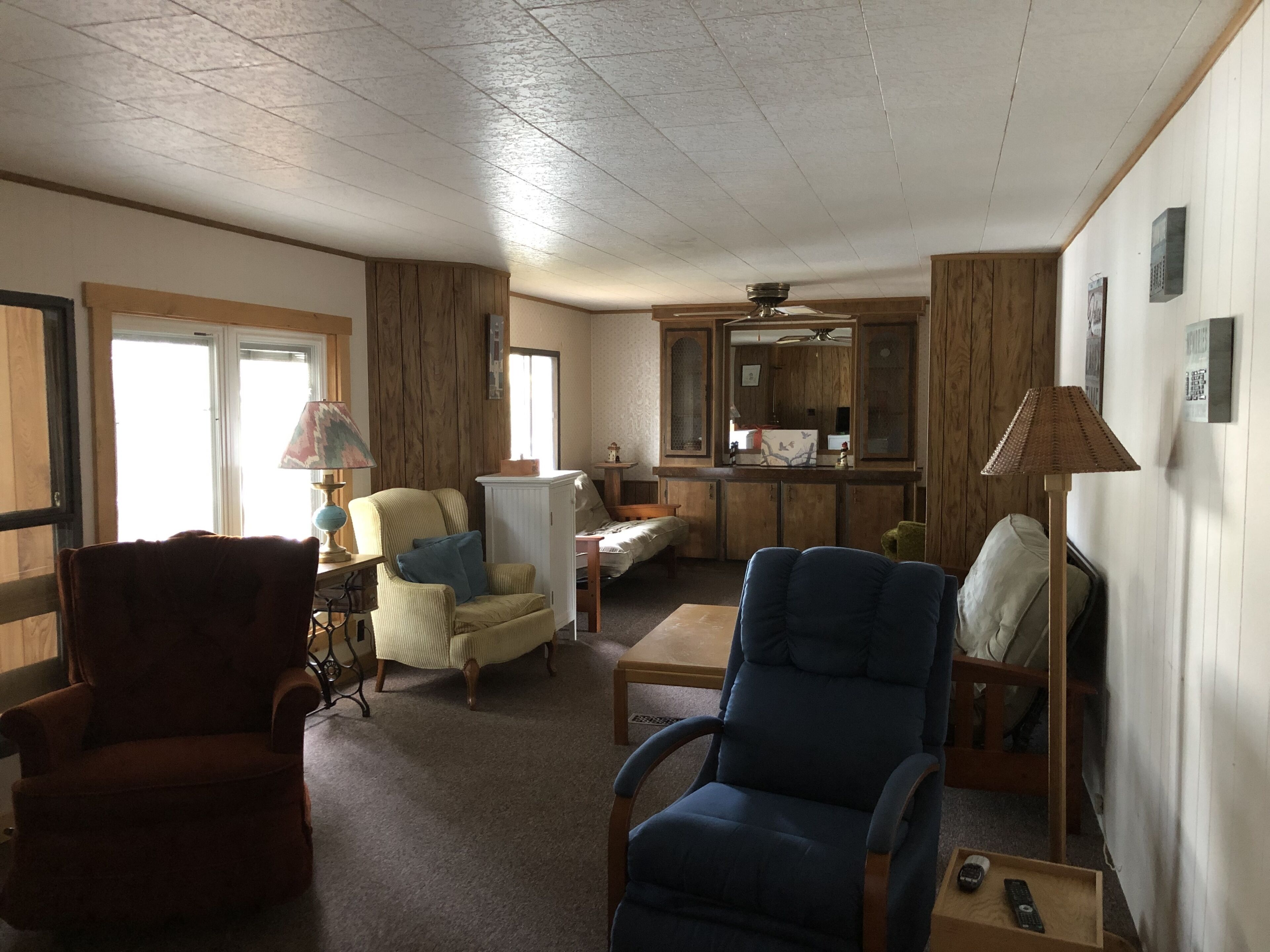 Crystal Clear Lake With A  Private Beach And Gorgeous Views - Spring Lake, WI