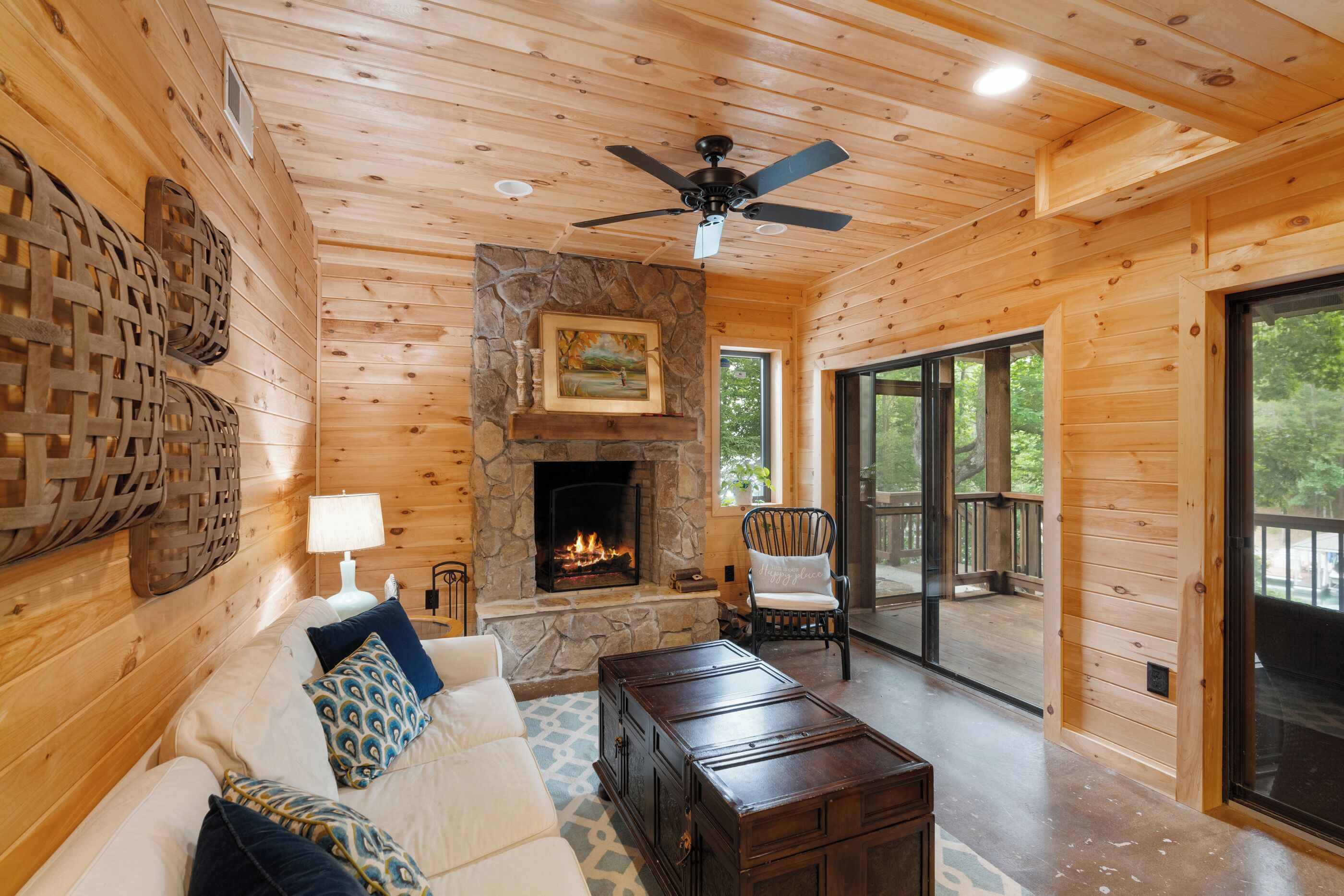 Lake Keowee Cabin 14 Miles To Clemson With Hot Tub And New Private Dock - Walhalla, SC