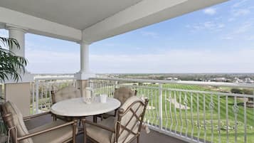 Villa (1 Bedroom) | Varanda