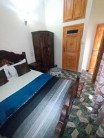 Quarto Júnior | Quartos insonorizados, Wi-fi grátis 