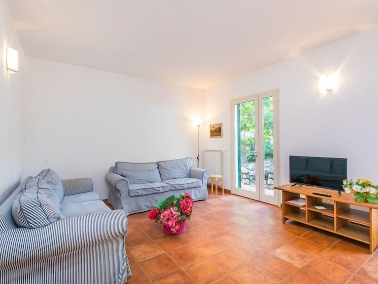 Podere Gli Olivi By Interhome - Livorno