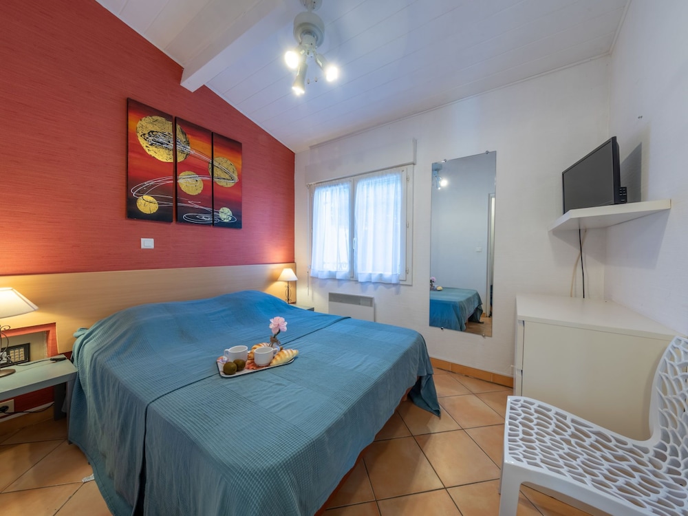 Les Oyats By Interhome - Aigues-Mortes