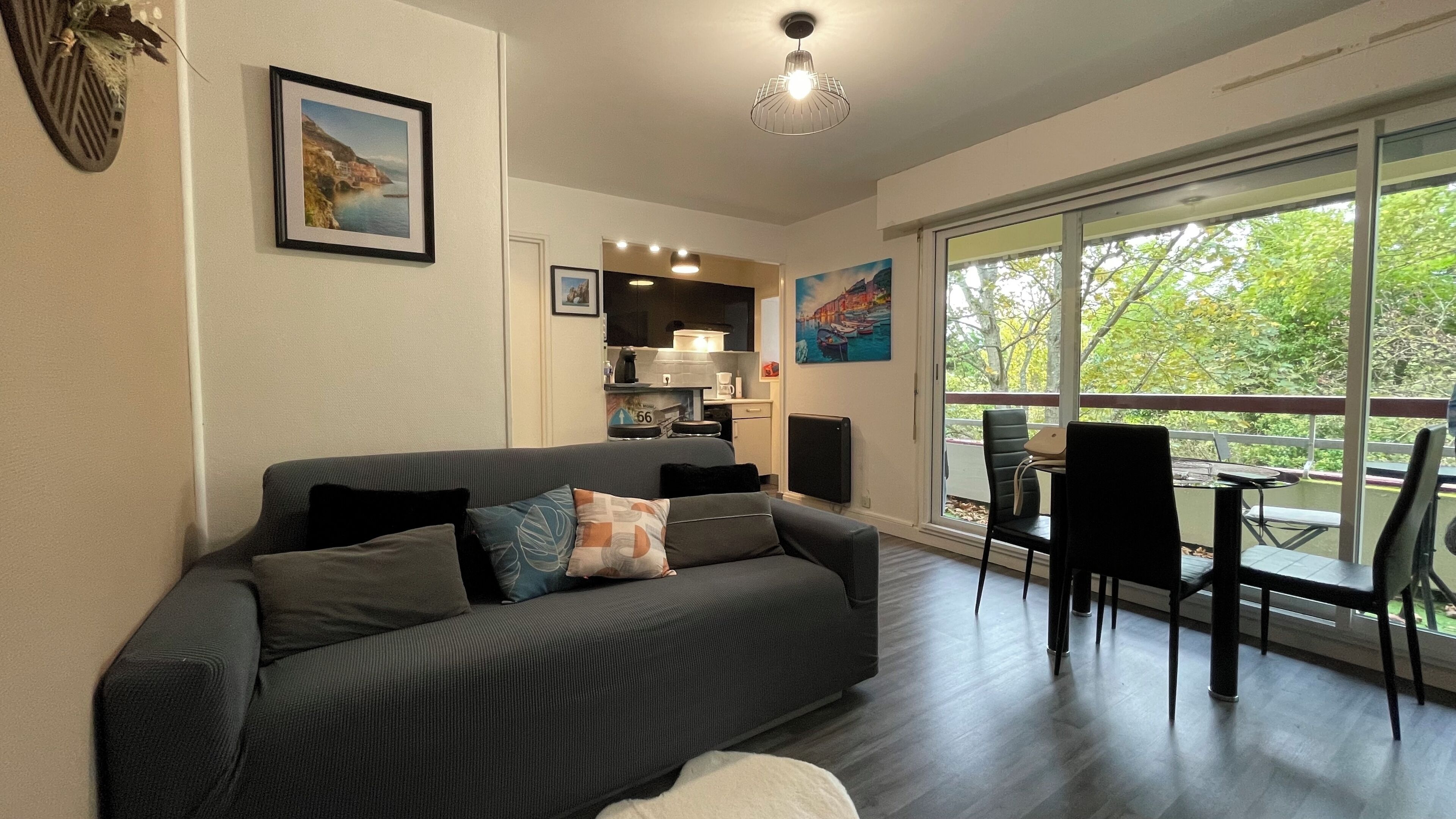 Modernes Apartment In Ruhiger Lage Auf Den Höhen Von Trouville - Trouville-sur-Mer