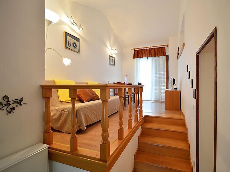 Apartment Zvonko By Interhome - Medveja