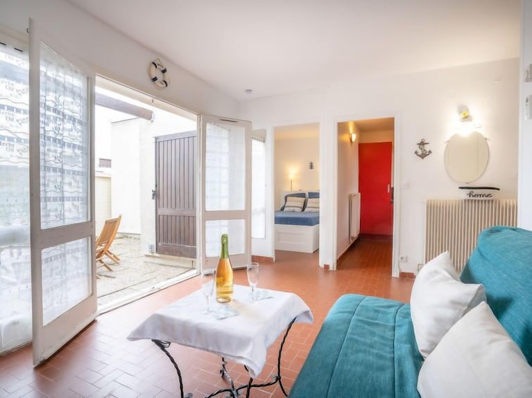 Grau Village By Interhome - Saint-Laurent-d'Aigouze