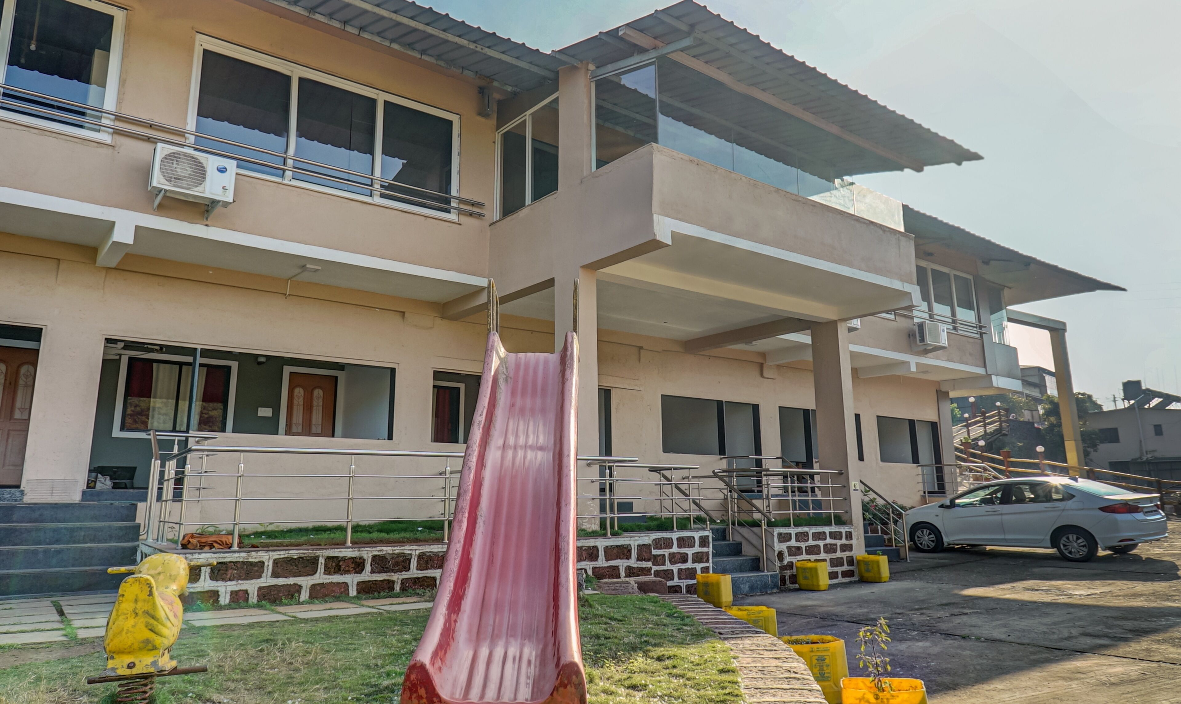 Área de recreio para crianças (ao ar livre)