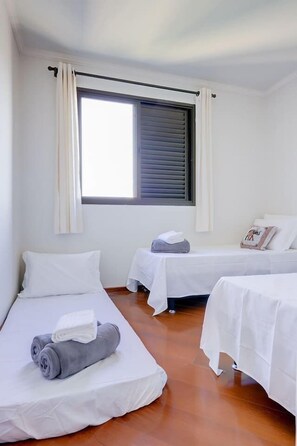Apartamento (3 Bedrooms) | 3 quartos, ferro/tábua de engomar, roupa de cama fornecida 