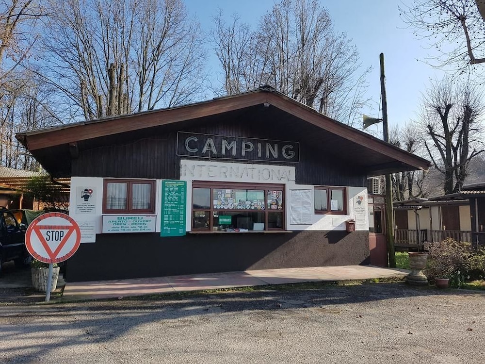 International Camping No Stress - Comer See