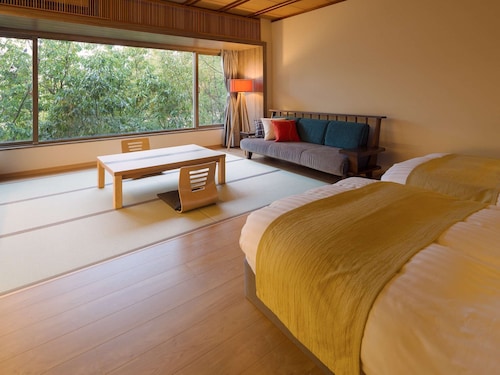 Banshokaku Shikishima - Ureshino