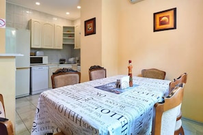 Apartamento | Opções para refeição no quarto