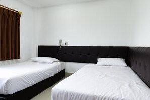 Quarto casal ou duplo standard | Escrivaninha, Wi-Fi de cortesia