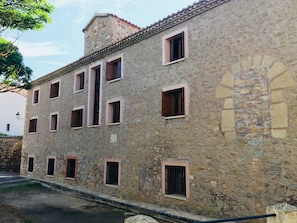 Fachada da propriedade