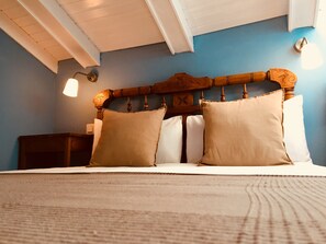 Quarto família, 2 quartos (Six Guests) | 1 quarto, edredons de pluma