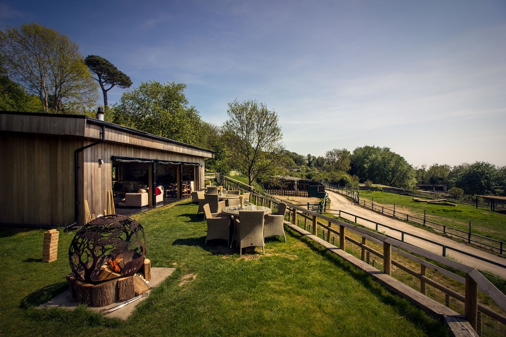 Treehouse Hotel - At Port Lympne Reserve - Kent