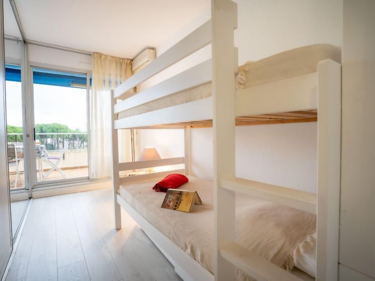 Les Jardins Du Port By Interhome - Port Camargue