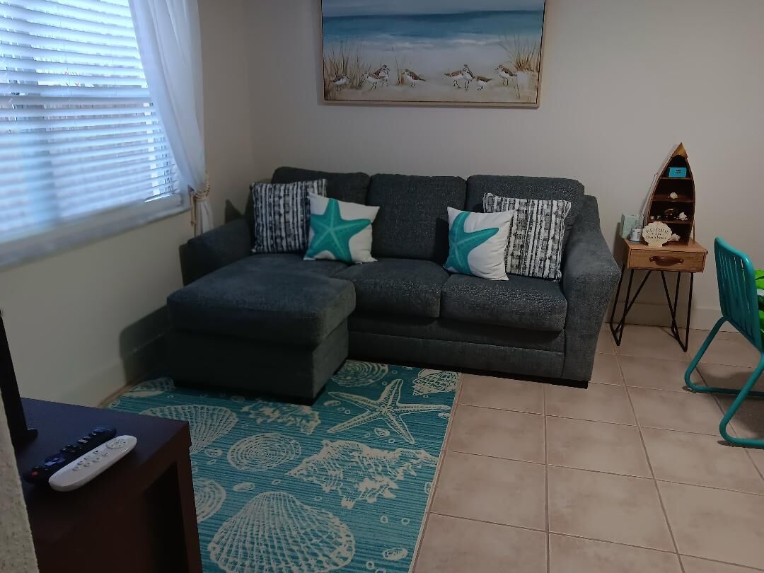 Beautiful Condo For Families, Couples, And Friends. - Madeira Beach, FL