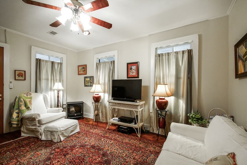 Cozy Cottage With Guest House, Gazebo And Deck - Abita Springs, LA