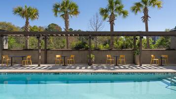 Piscina exterior